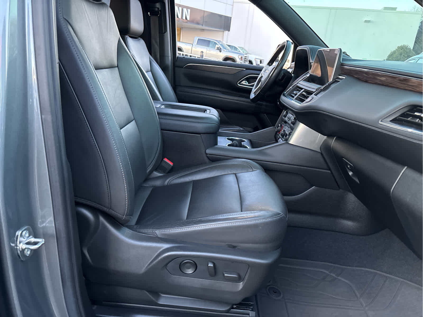 2021 Chevrolet Tahoe LT Freehold NJ | Lester Glenn Chevrolet of ...